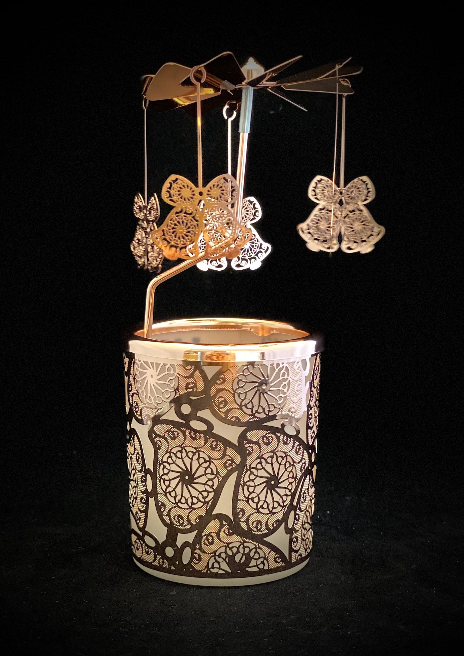 CANDLE CAROUSELS - Heat from flame makes it spin — Green Papaya